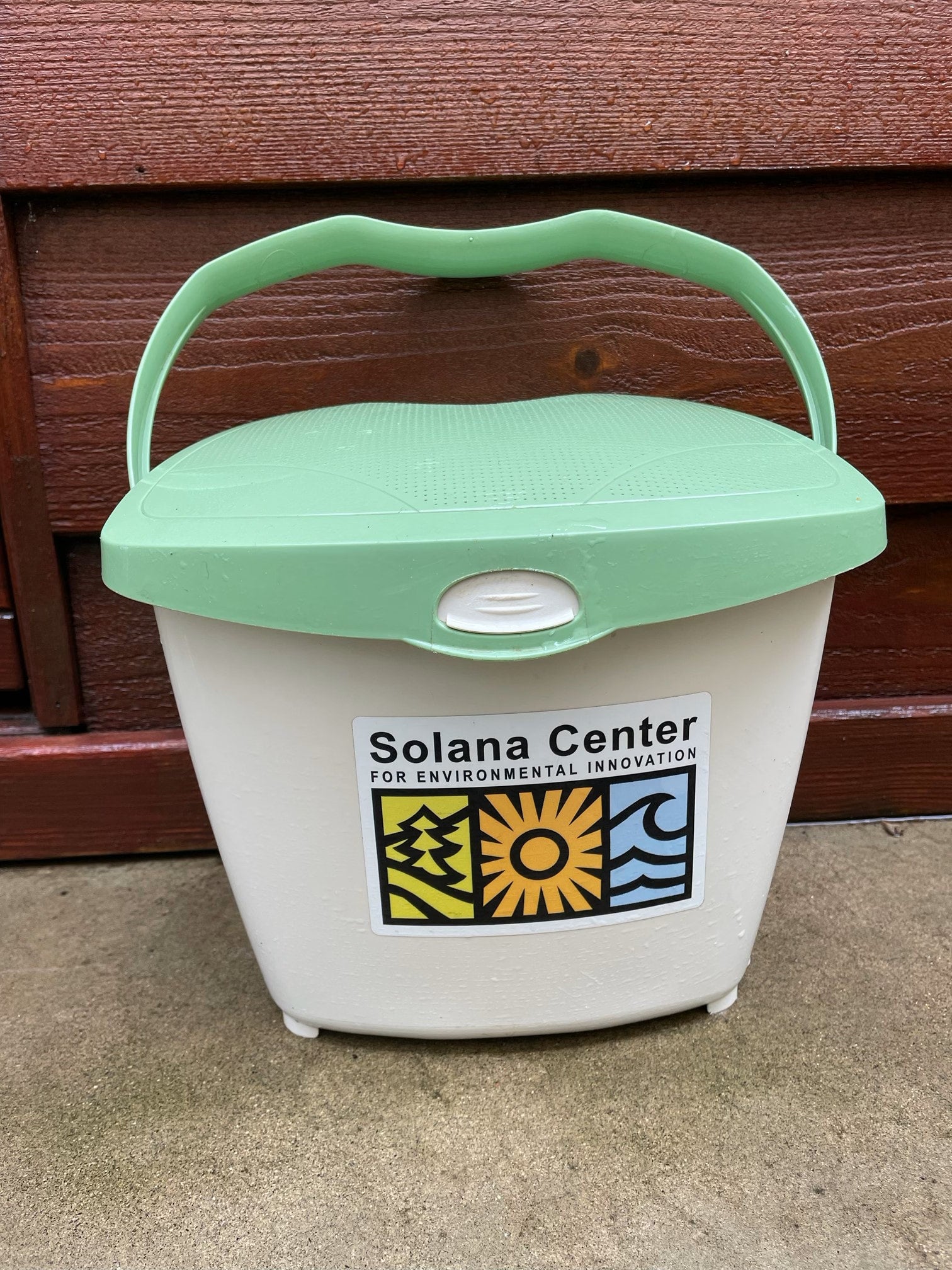 Kitchen Scrap Container | Solana Center for Environmental Innovation